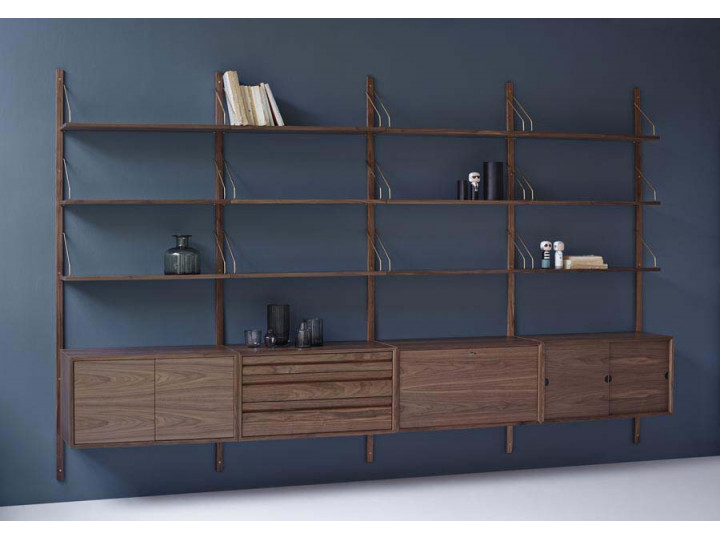 Mid modern scandinavian shelving system, model Royal System by Poul ...