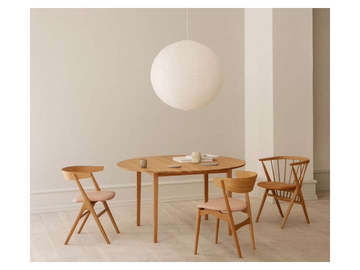 Scandinavian dining table No 3 extensions available (oak) | Galerie Møbler