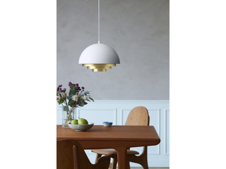 Mid-century modern scandinavian pendant Milieu colour mini white/brass ...