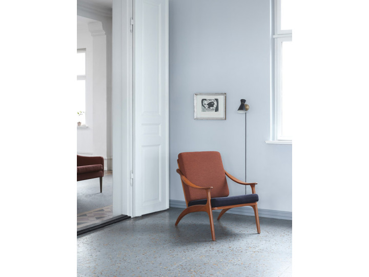 Mid-century modern scandinavian Lean back lounge chair | Galerie Møbler