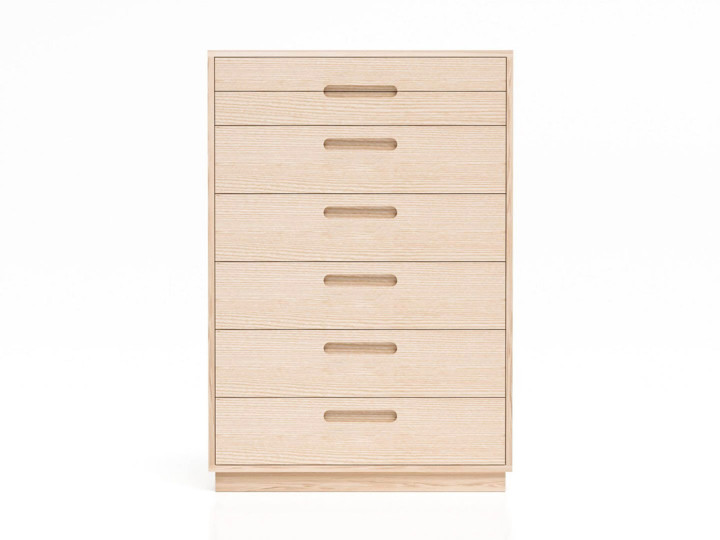 Commode sur mesure. Modèle Cosmopol, 7 tiroirs sur socle | Galerie Møbler