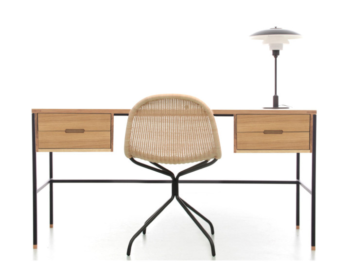 Made-to-measure desk model Cosmopol Large, 4 drawers | Galerie Møbler