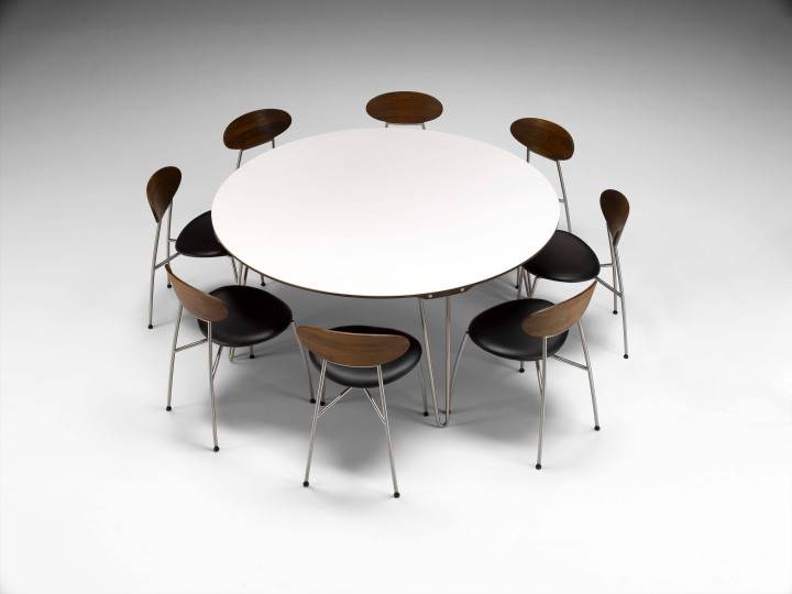 GM 6682 extendable round table Ø140cm Galerie Møbler
