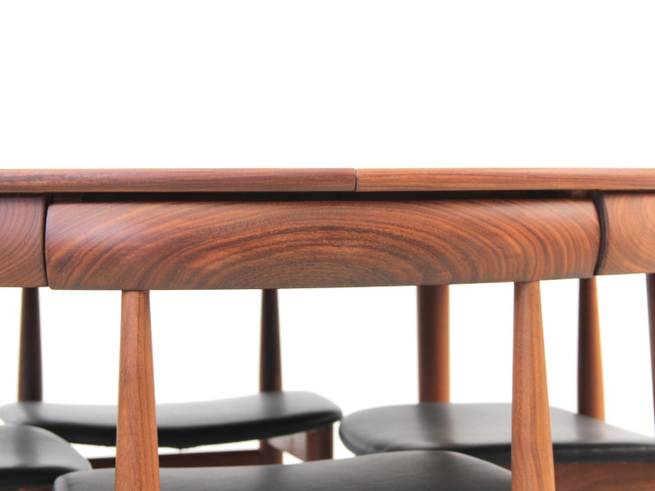 Table de repas scandinave à rallonges Dining set en teck model 630 ...