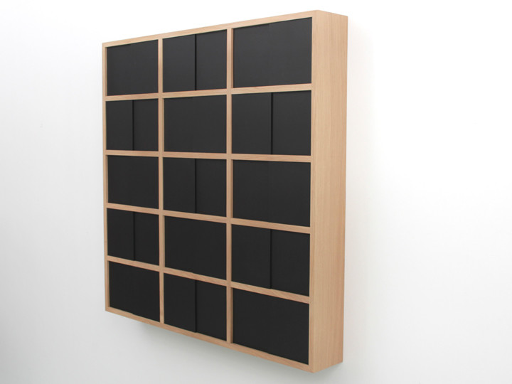 Bibliothèque murale Cache-cache blanche | Galerie Møbler