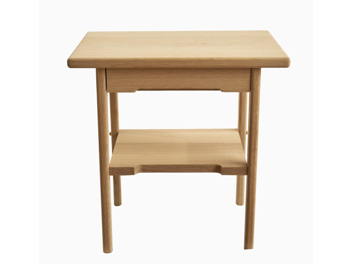 METHA Bedside table with drawer DM711 | Galerie Møbler