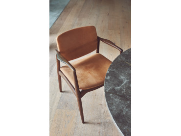 Mid-Century modern SJ.67 Captain chair by Erik Buck New édition ...