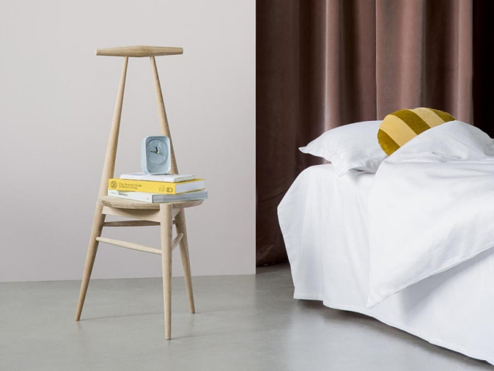 Chaise ou valet scandinave modèle Anker. Chêne | Galerie Møbler