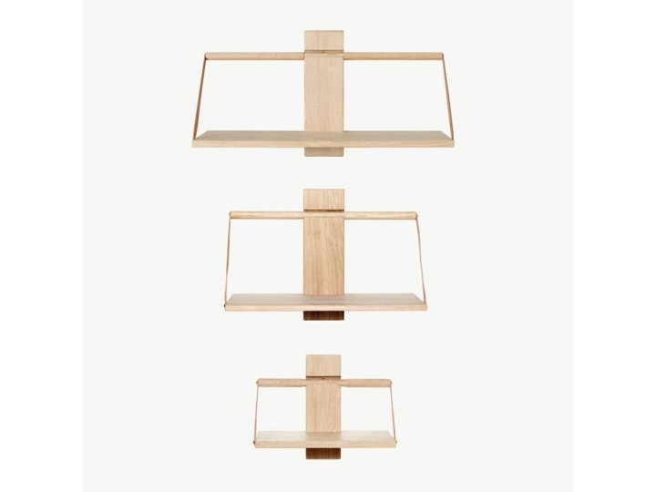 Scandinavian Wood Wall Shelf | Galerie Møbler