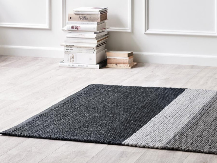 Scandinavian Landscape Rug 3 dimensions | Galerie Møbler