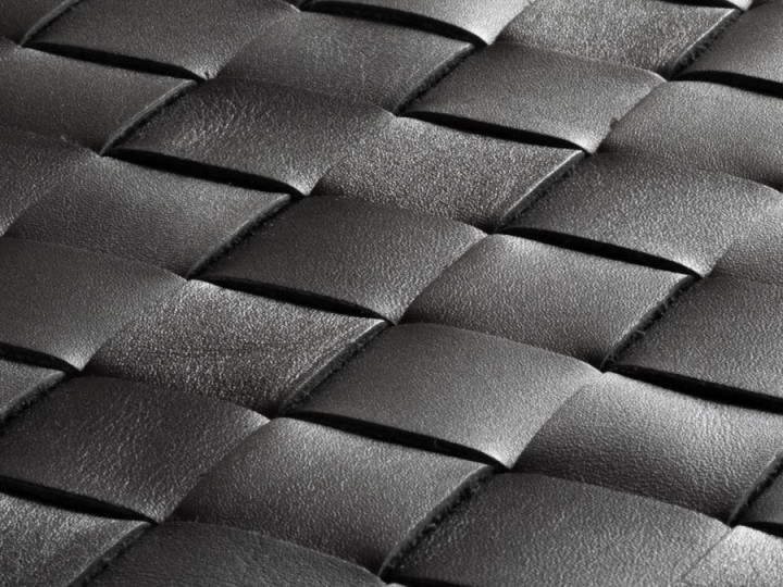 Tuscany Leather Rugs Black 2 dimensions | Galerie Møbler