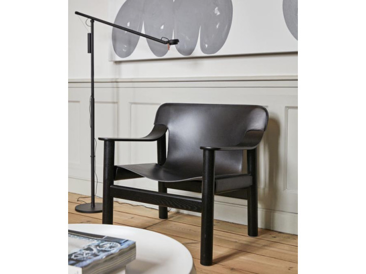 Bernard Lounge chair Leather black/black oak | Galerie Møbler