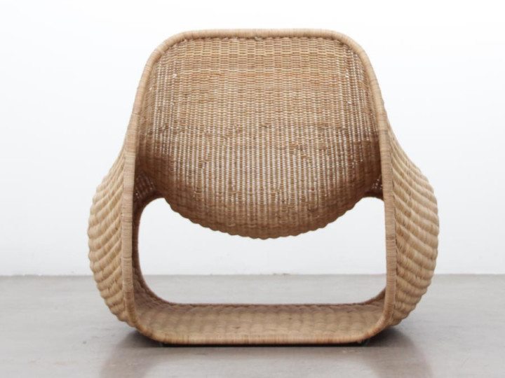Snug lounge chair | Galerie Møbler