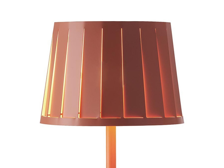 AVS Floor Lamp | Galerie Møbler