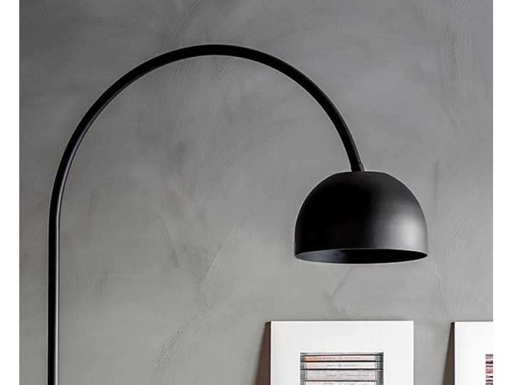Bob floor lamp, 2 colors | Galerie Møbler