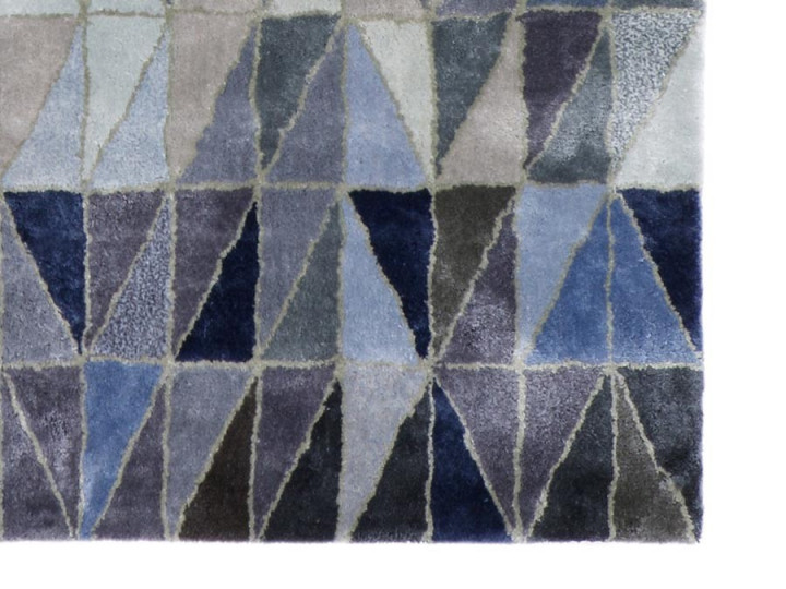 Custom hand tufted Wedge Blue rug. | Galerie Møbler