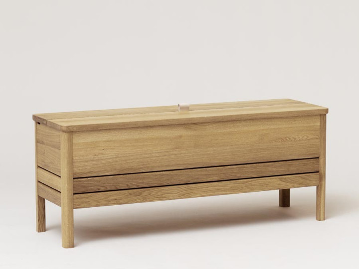 A Line Storage Bench, Oak | Galerie Møbler