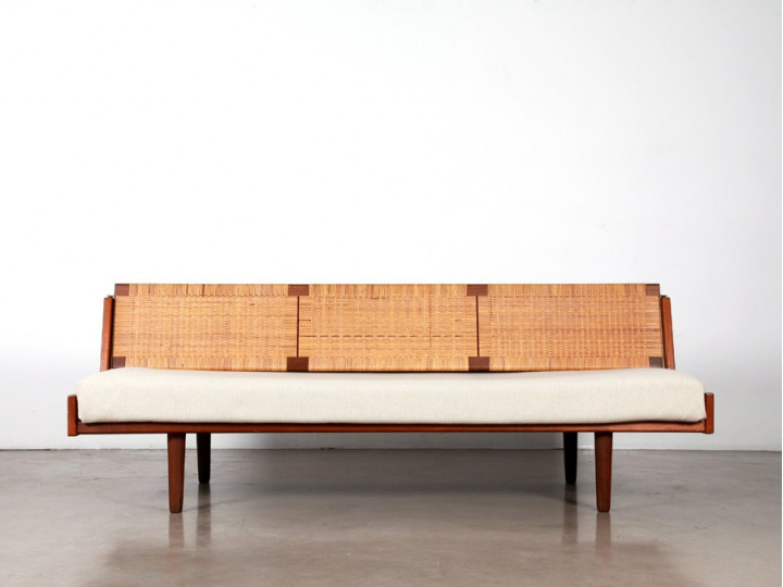 Scandinavian day bed GE-6. | Galerie Møbler