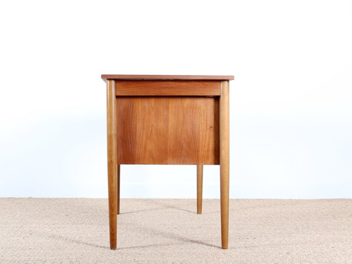 Scandinavian teak desk | Galerie Møbler