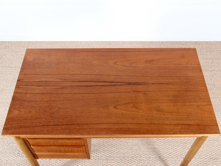 Scandinavian teak desk | Galerie Møbler