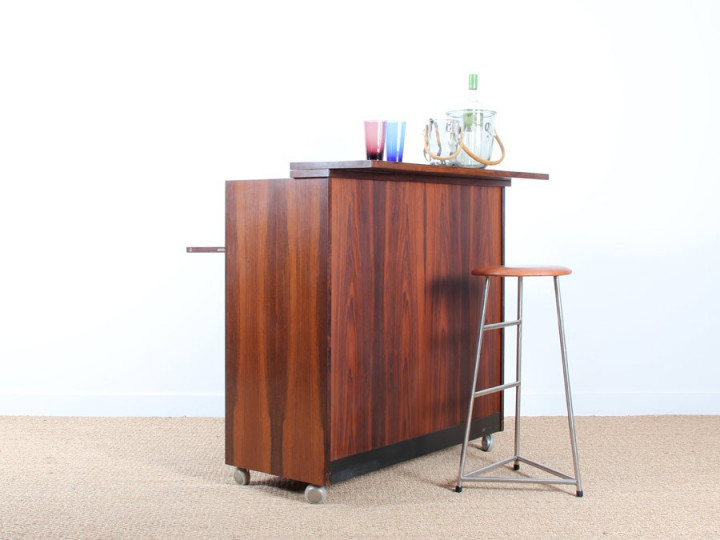 Bar à roulettes scandinave en palissandre de Rio | Galerie Møbler