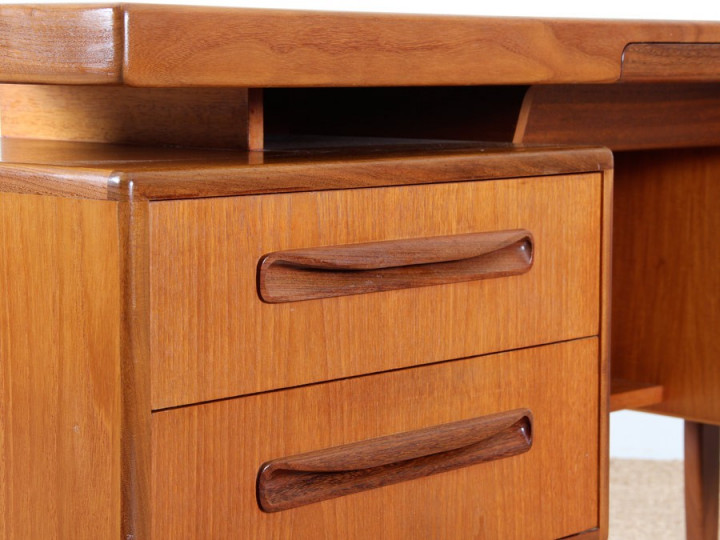 Teak desk | Galerie Møbler