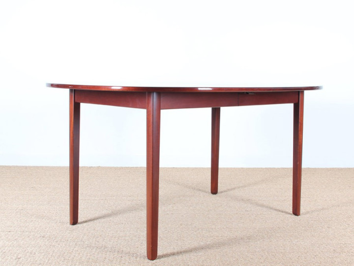 Extending dining table for 14 seats | Galerie Møbler