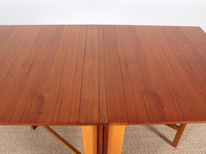 Mid-Century Modern scandinavian Gateleg Table in style of Bruno ...