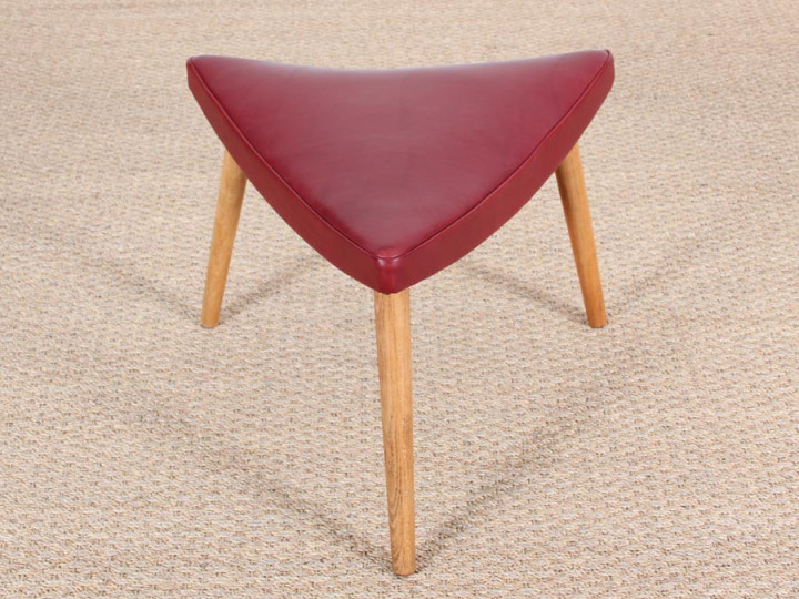 Mid-Century modern danish 3 legs stool in oak | Galerie Møbler