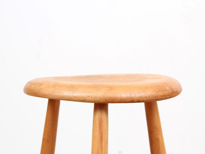 Mid-Century modern scandinavian bar stool in beech | Galerie Møbler