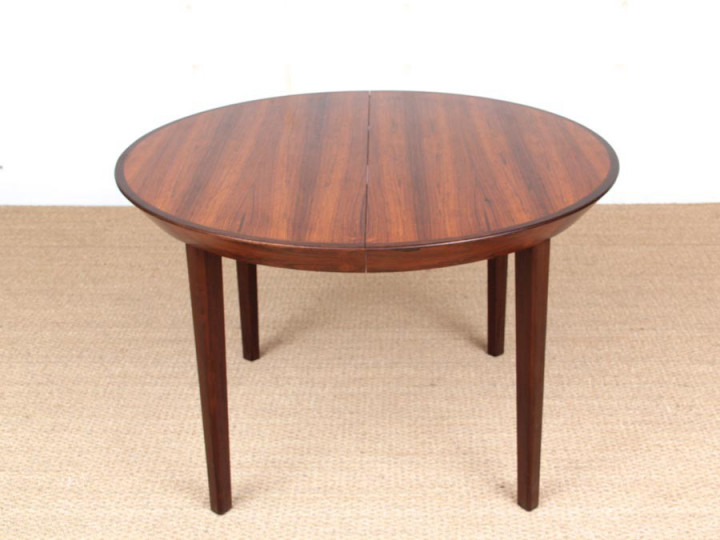 Mid-Century modern scandinavian round dining table in Rio rosewood 6/10 ...