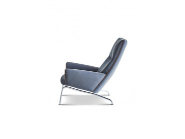 Queen lounge chair | Galerie Møbler