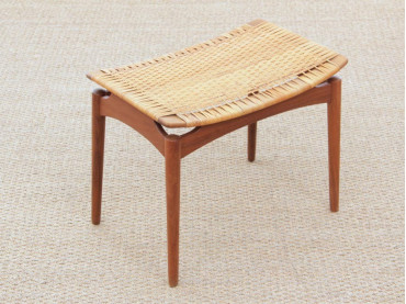 Mid-Century modern scandinavian stool in cane and teak | Galerie Møbler