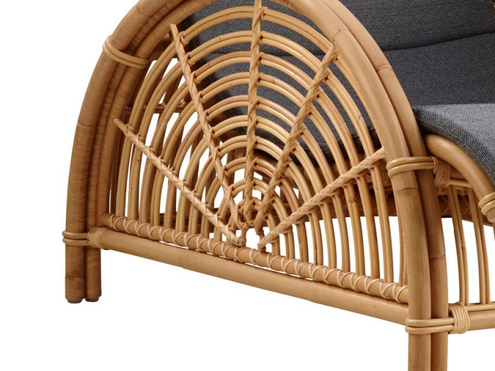 Paris Lounge Chair by Arne Jacobsen. New edition. | Galerie Møbler