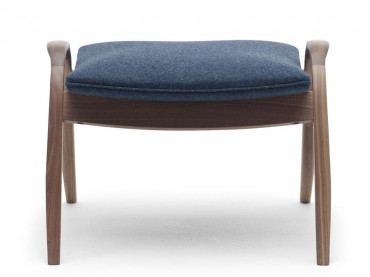 Mid-Century modern scandinavian footstool model FH430 "Signature" by ...