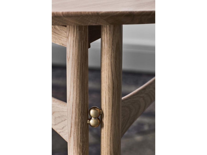 Drop Leaf side table HM5 by Hvidt and Mølgaard. New edition | Galerie Møbler