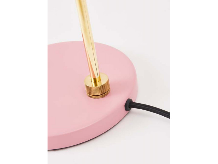 Petite Machine table lamp, 4 colors | Galerie Møbler